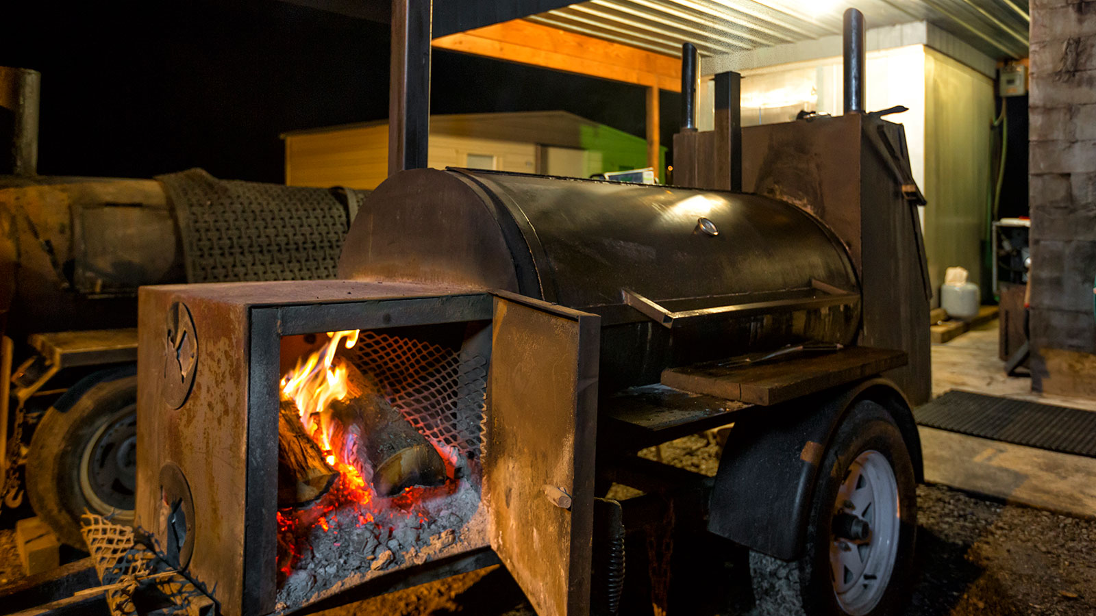 Tin Top BBQ - Calera - Alabama.Travel