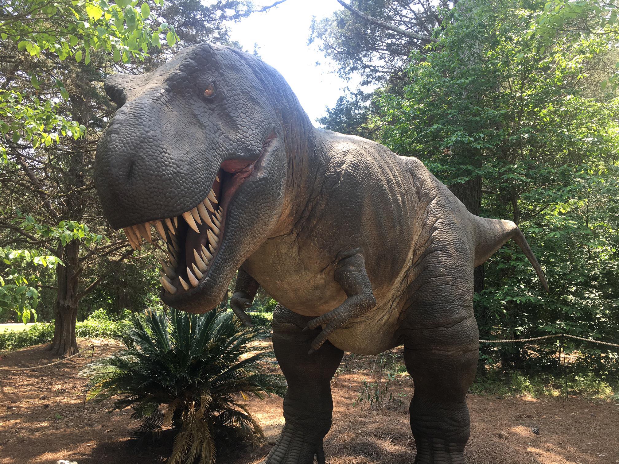 Dinosaurs! - Huntsville - Alabama.Travel